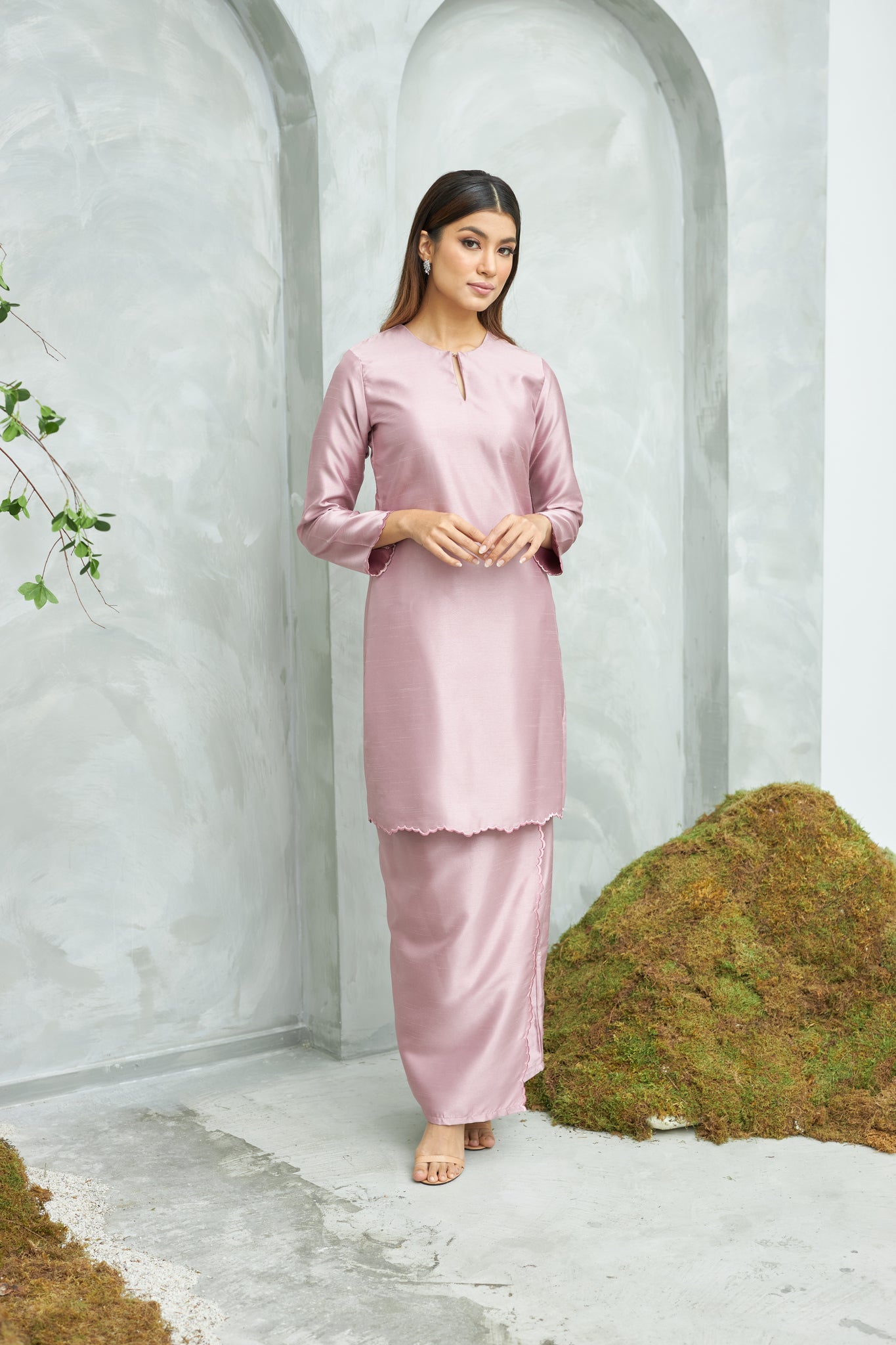 Iman Kurung in Dusty Pink – REI